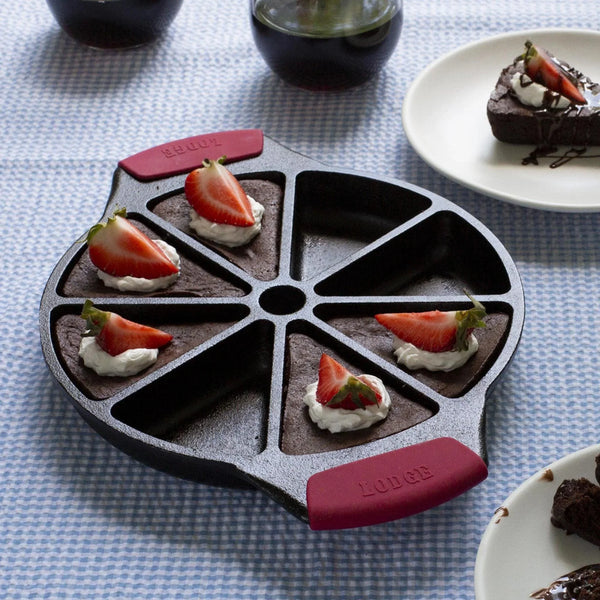Lodge Cast Iron Wedge Pan with Silicone Grip - Indigo Pool Patio BBQ